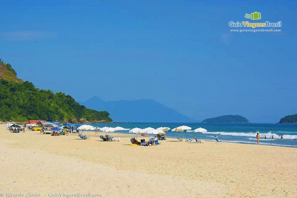 PRAIA DE JUQUEHY (São Sebastião): o que saber antes de ir, fotos e dicas